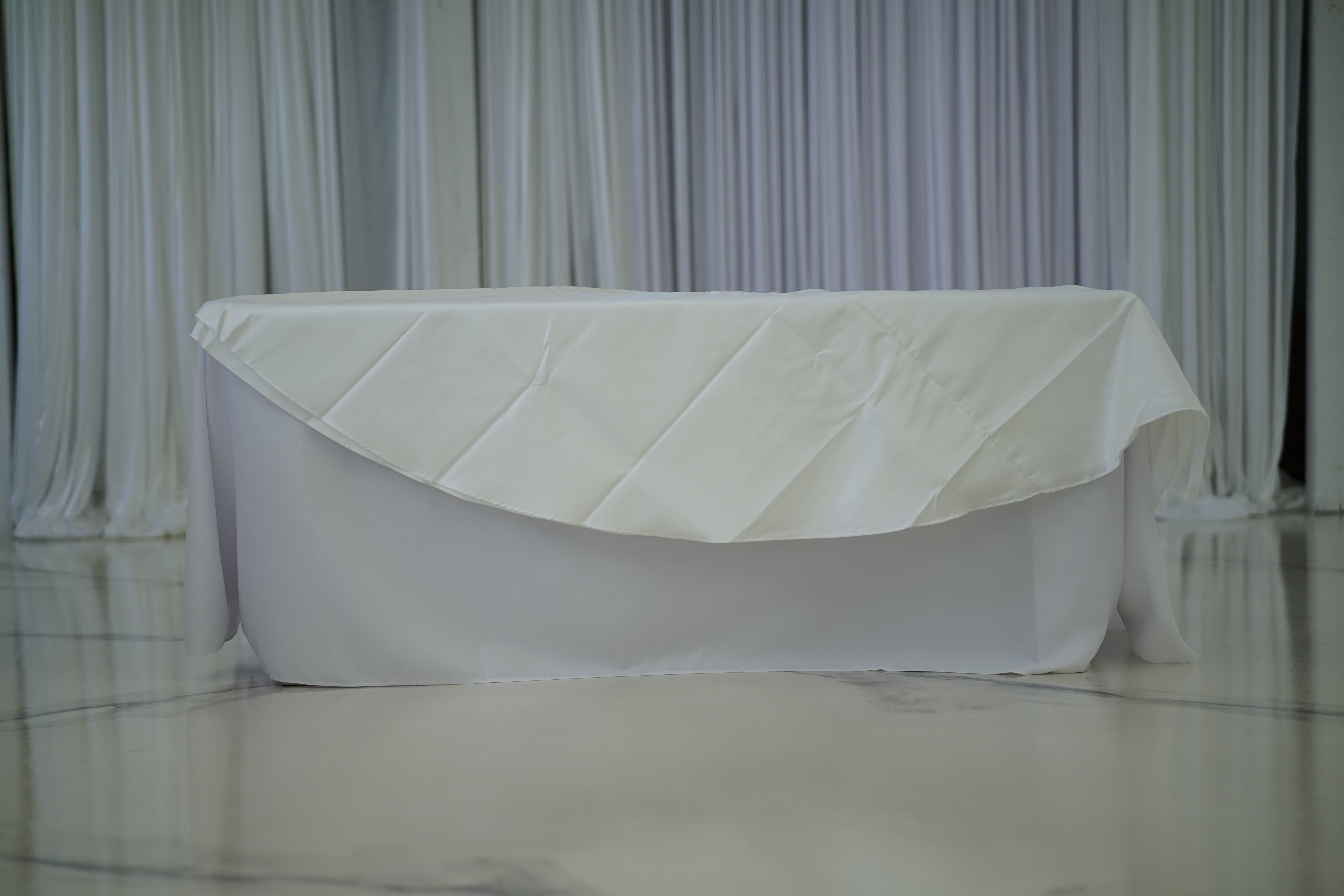White Satin Round Tablecover – PBC Venue Inventory
